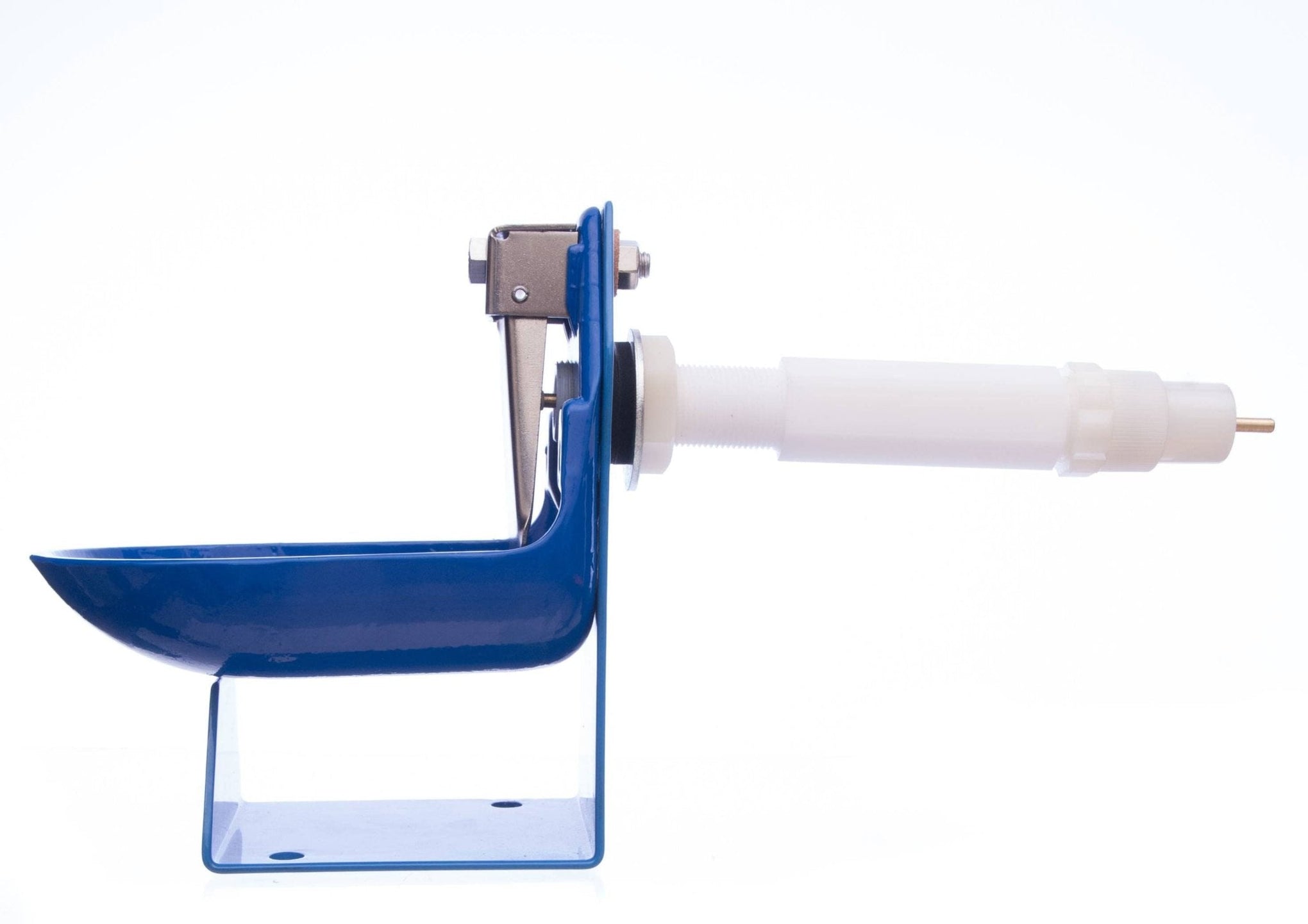 Gravity Flow Barrel Pig Waterer, 7" x 5 1/2" x 2" — Lambert Vet Supplies